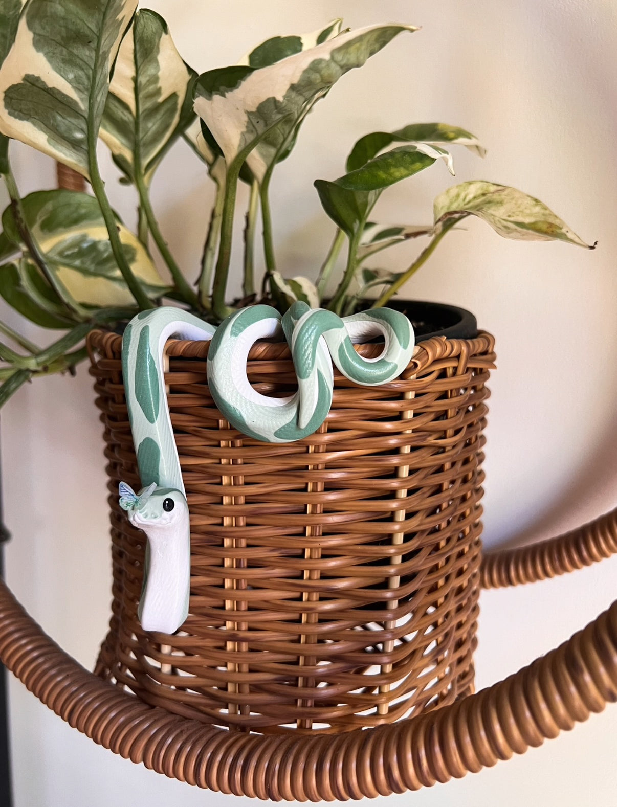 Snoot Boop Green – Aesthetic Arts by Georgia